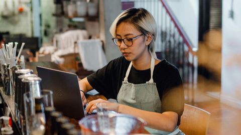 Best UK Business Bank Accounts 2026 | Merchant Advice
